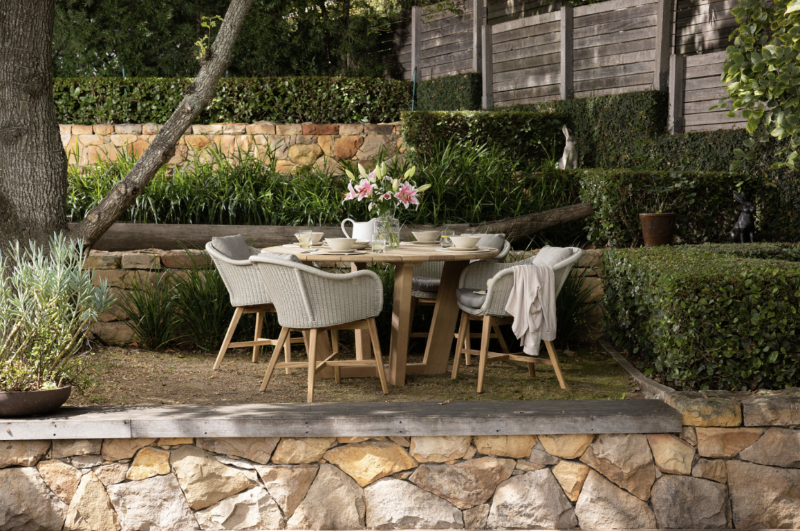 Croxley Round Dining Table | Block & Chisel